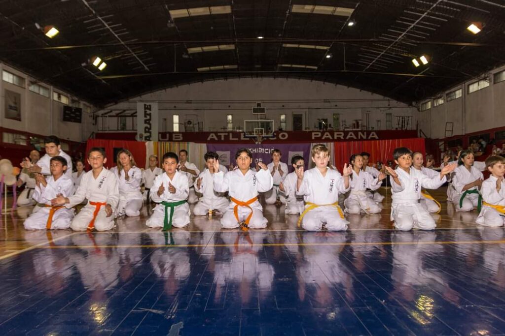 ¿Qué aprenden los chicos en las clases de Karate-Do? – Yoshukai Uechi ...